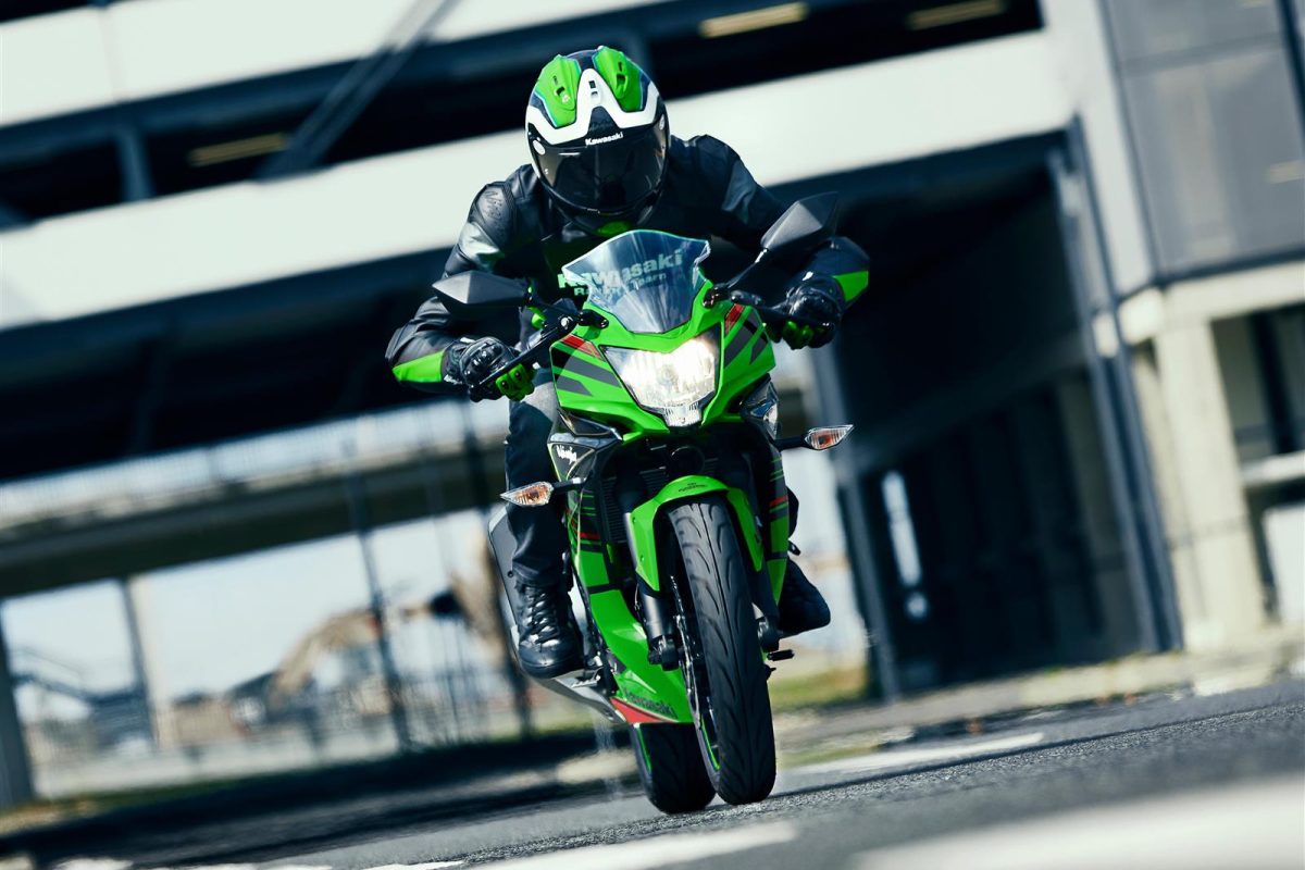 Kawasaki Ninja 125 2024 Review | Seastar Superbikes